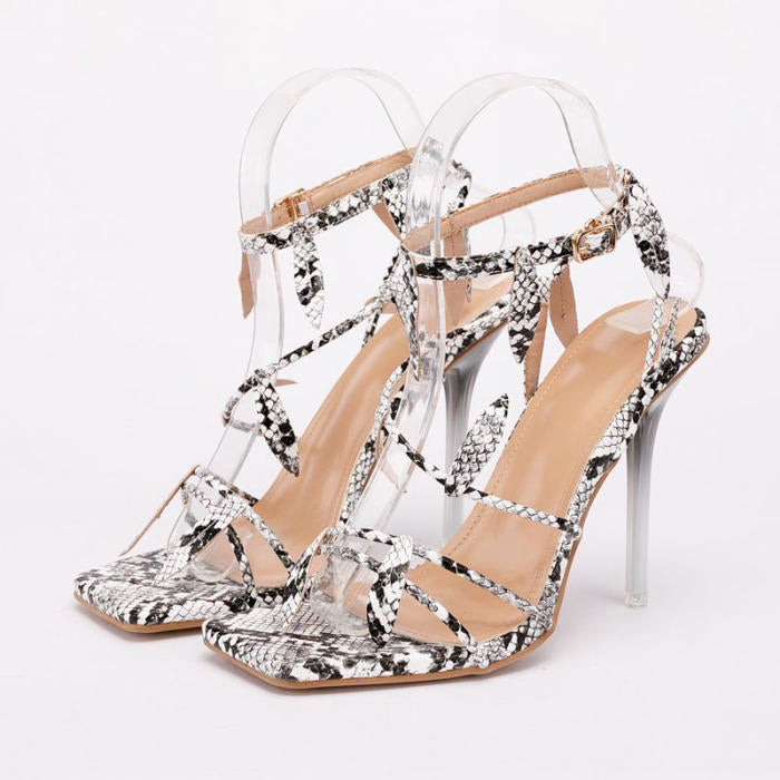 Strappy Leaf Heels – Outfit Made