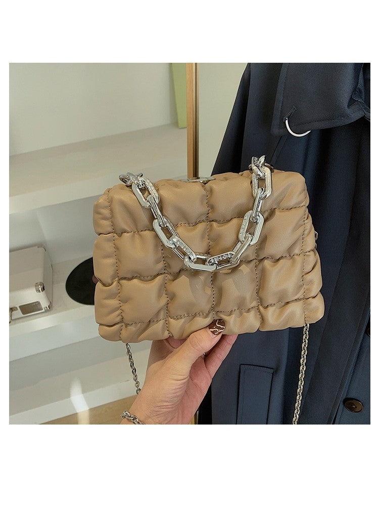 Quilted Puff Chain Bag – Outfit Made
