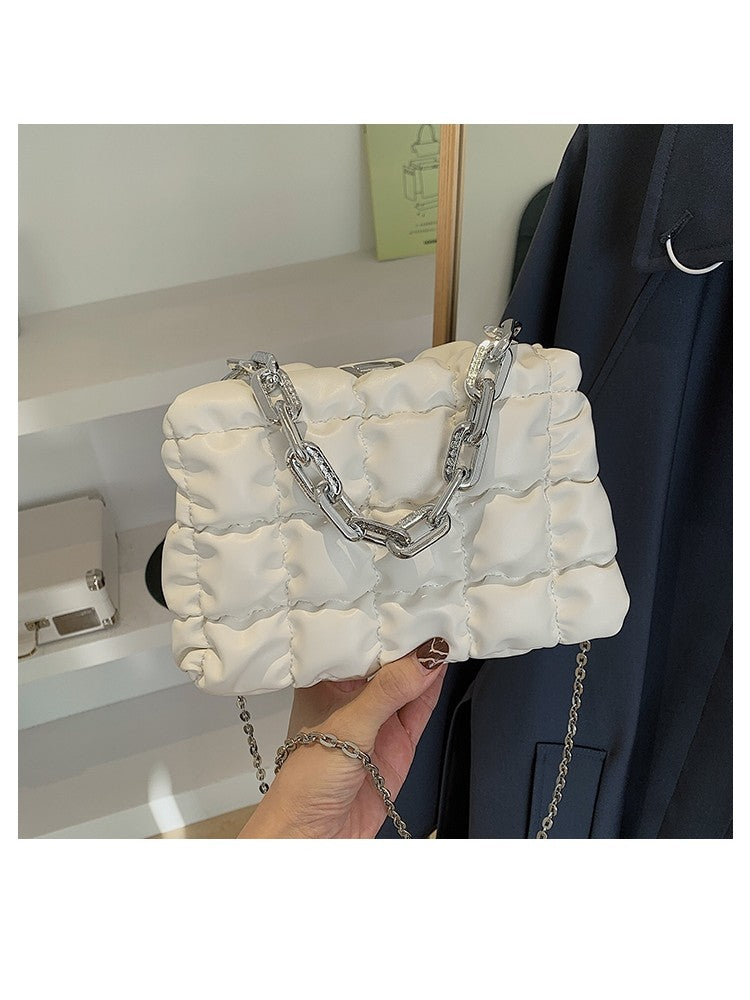 Quilted Puff Chain Bag – Outfit Made