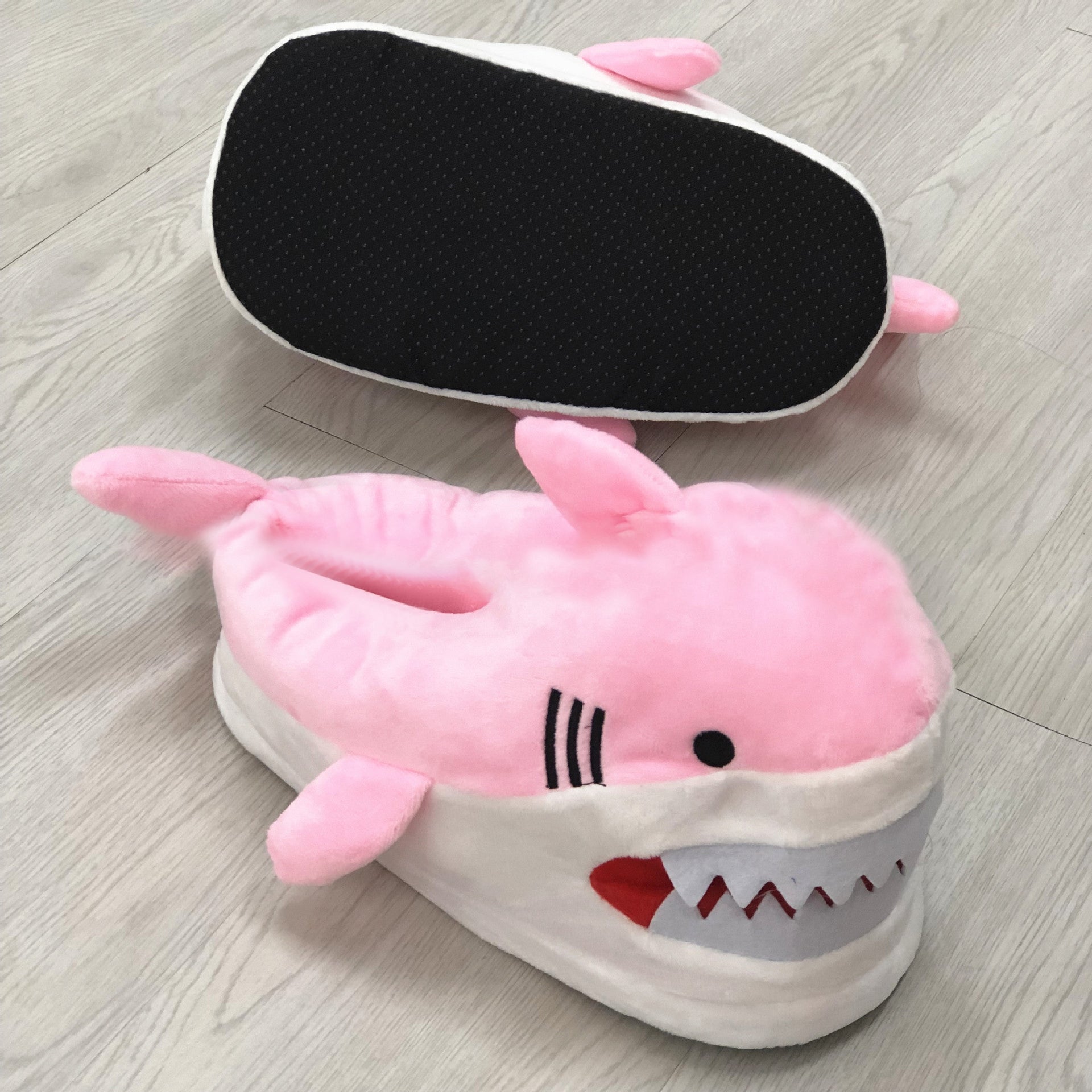 Shark Slippers – Outfit Made